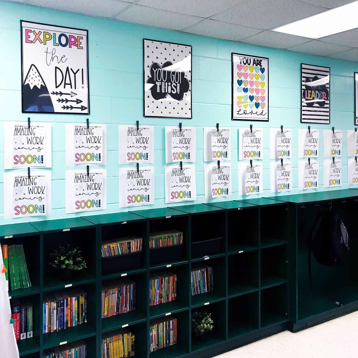 Bold Bright's and Black & Whites Classroom Makeover | Confetti & Creativity